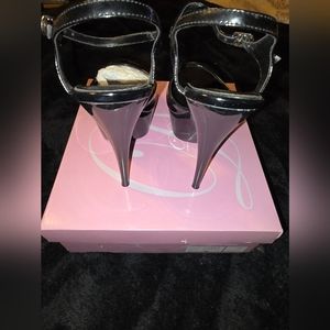 Delicious | Shoes | Delicious Black Stilletos 65 | Poshmark